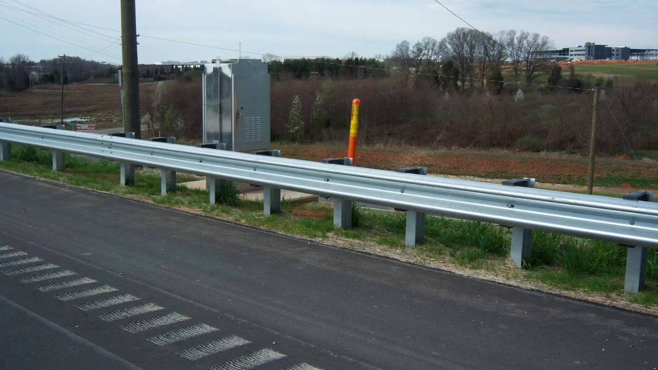 Jual Guardrail (Pagar Jalan) Per Meter Harga Murah ☎ 0813 8410 3459